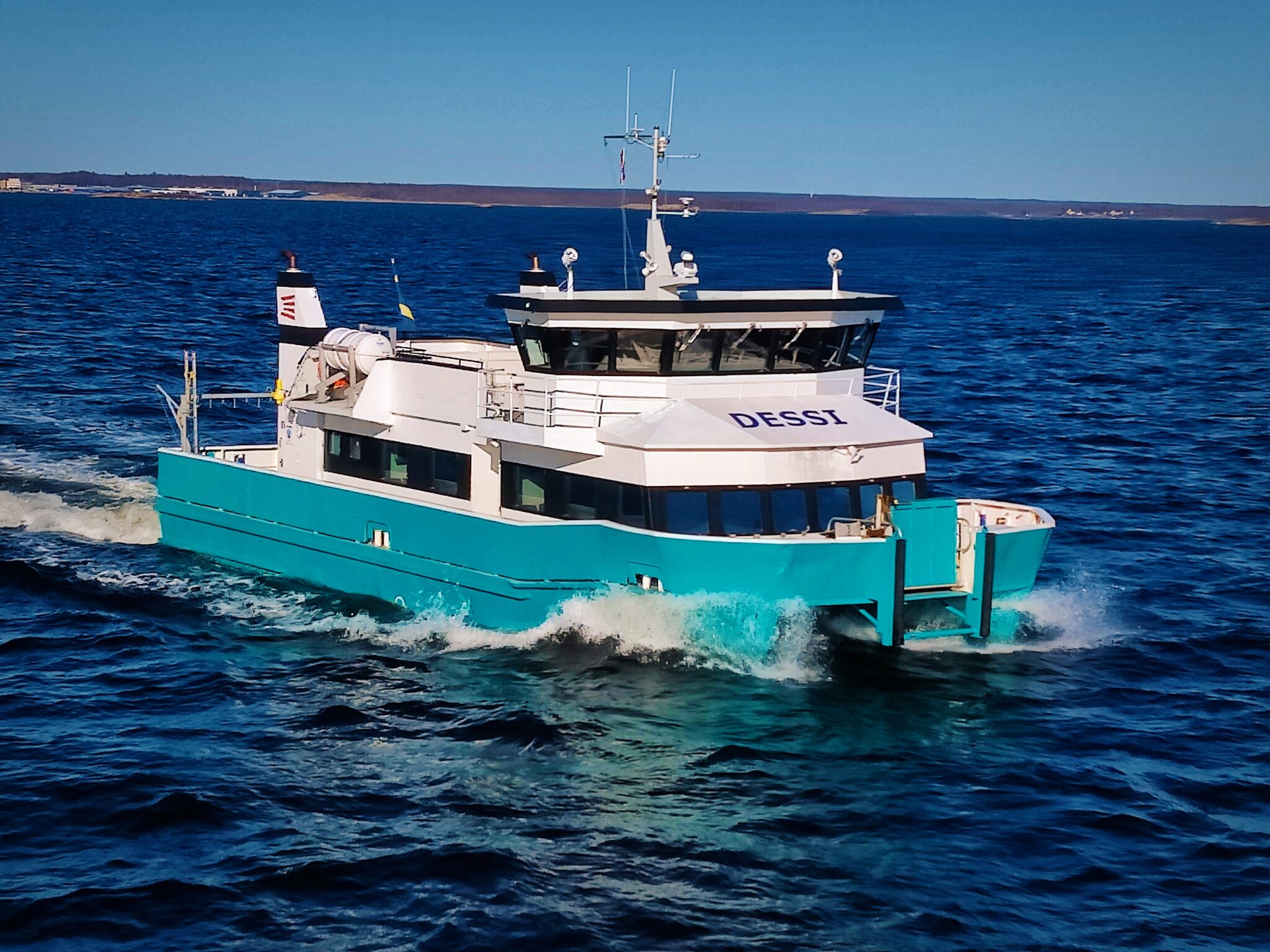 Ressel Rederi | Jobbpendel, nöjesresor & godstransporter